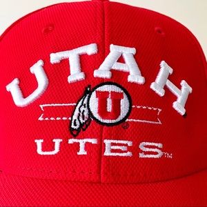 Under Armour | Accessories | Under Armour Ncaa Utah Utes Ua Classic Fit ...